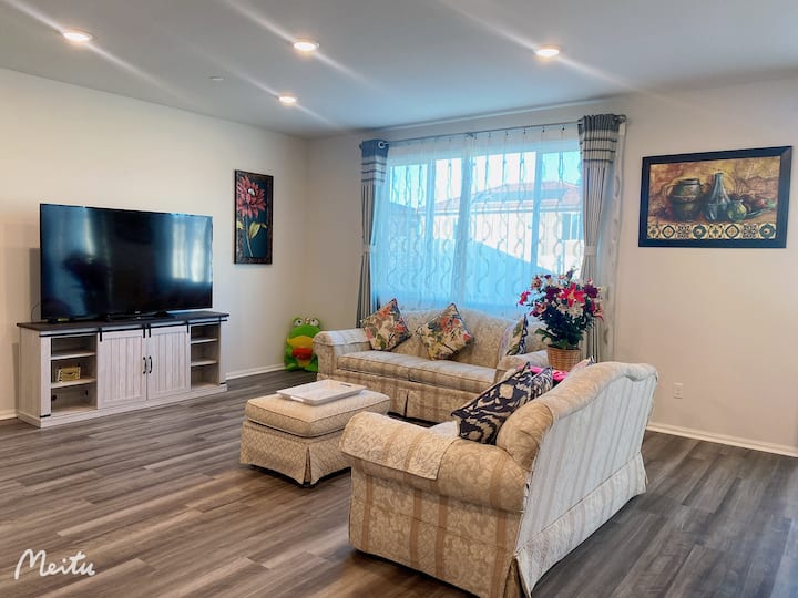 15% Off Two Bedrooms On One Floor - Riverside, CA