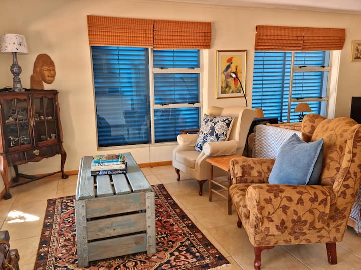 1-bedroom Guesthouse With Pool Next To Olive Grove - Grabouw