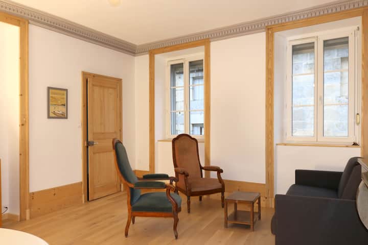 A New Apartment With Old-world Charm In The Center Of Besançon. - Besançon