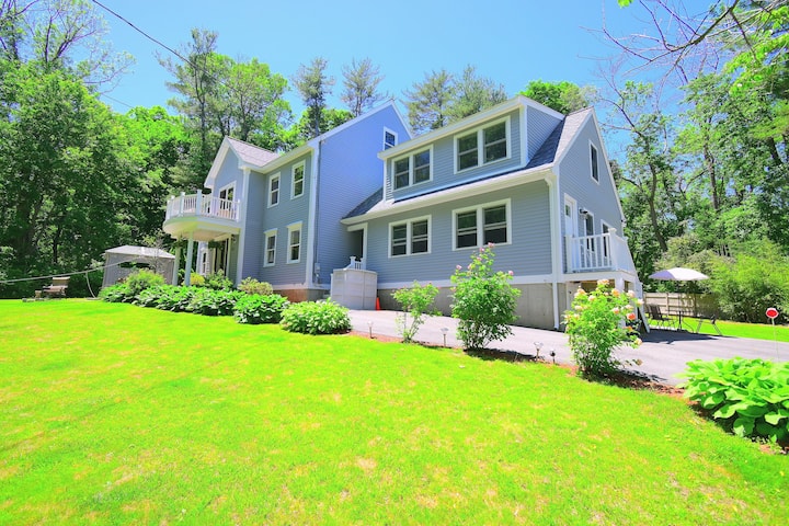 1 Mile From Crane Beach Brand New Apartment - Essex, MA