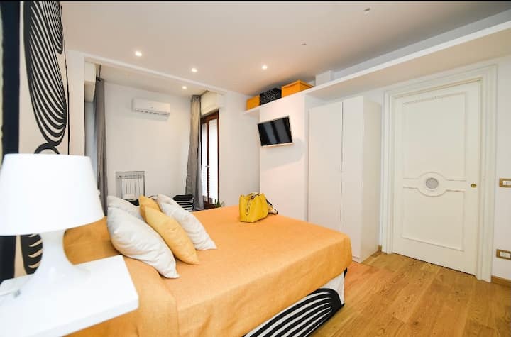 Sorrento Central Rooms Self-cathering With Parking - Sorrento