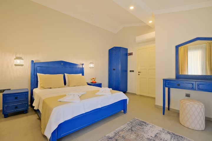 Fethiye Ciello Blue Suit - Fethiye