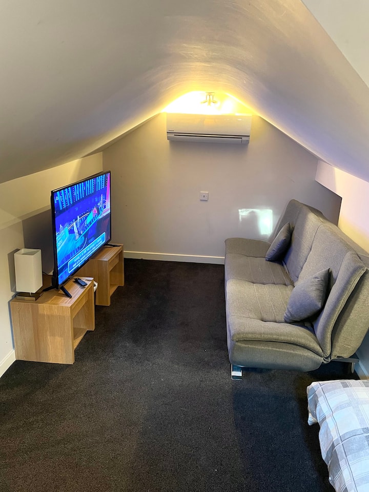 Private Spa Retreat With Overnight Accommodation - Norfolk