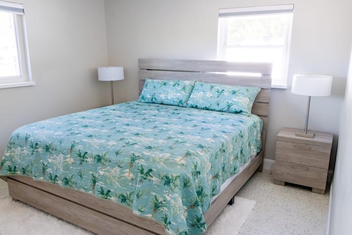 Private 1 Bedroom  In The Seafoam Bungalow - Largo, FL