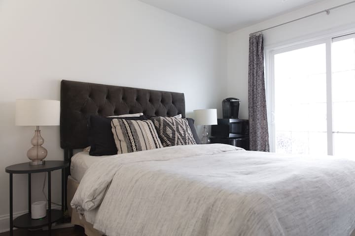 Private Bath & Entrance, Cozy City Suite - Baltimore, MD