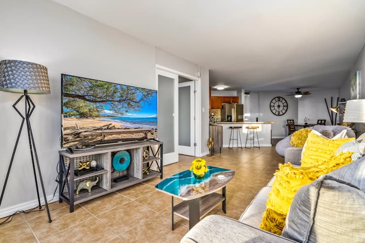 Kauhale Makai,  Penthouse, Central Ac, Ocean View! - Maui