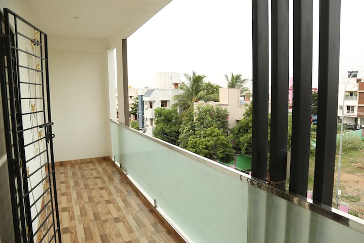 Lovely 2 Bhk Apartment. Relax In Rooftop Jacuzzi! - Chennai