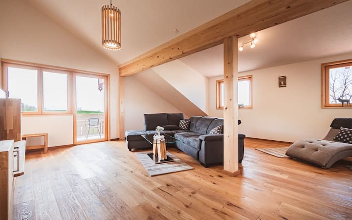 Neugebaute 130m² Fewo Mit Eigenem Balkon - Oberstaufen