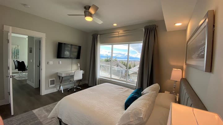 Brand New Spectacular Marine View W/private Entry - Bellingham, WA