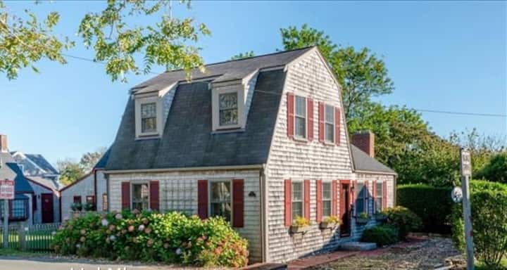 New Listing! In Town 3 Bedroom House W Yard! - Jetties Beach, MA