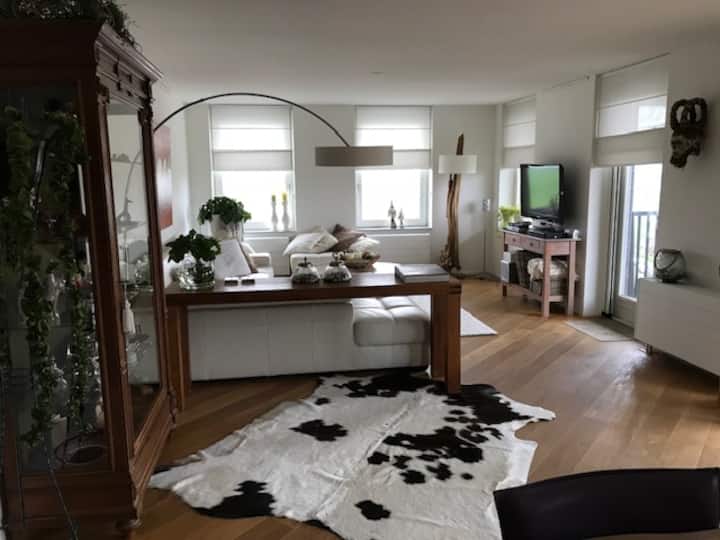 Luxe Appartement Met Uitzicht Op Natuurgebied - Voorburg