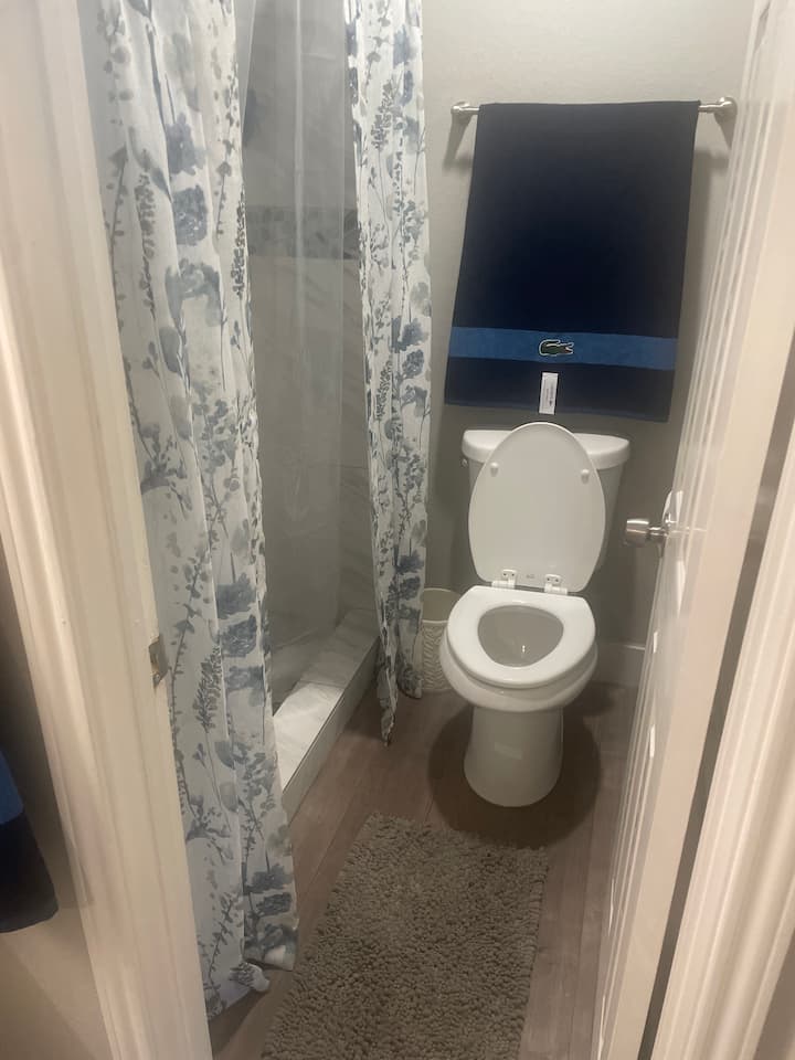 Lovely 1 Bedroom- Rental Unit W /Pool - Missouri City, TX