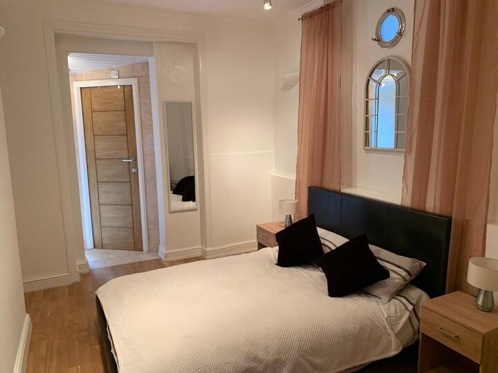 Modern Apartment In Twickenham High Street - Twickenham