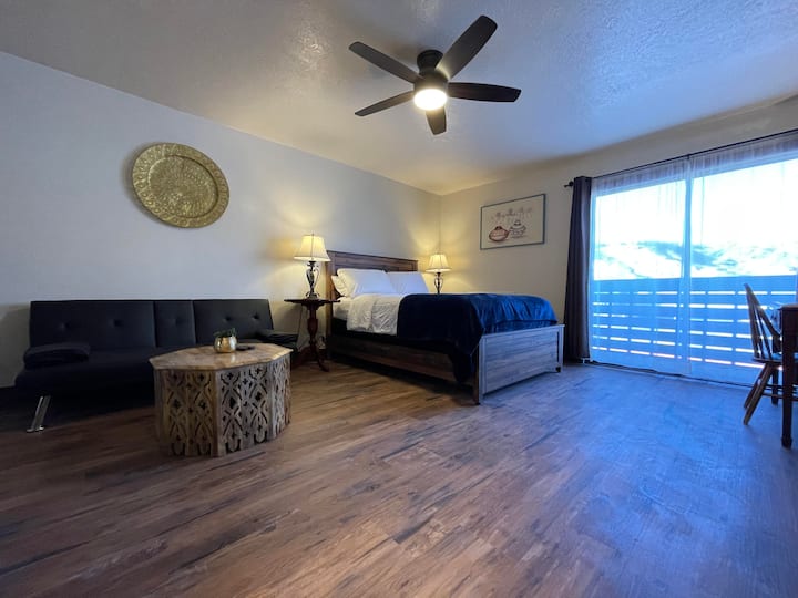 Welcome To The New Kanab Lodge Suite 23 - Kanab, UT