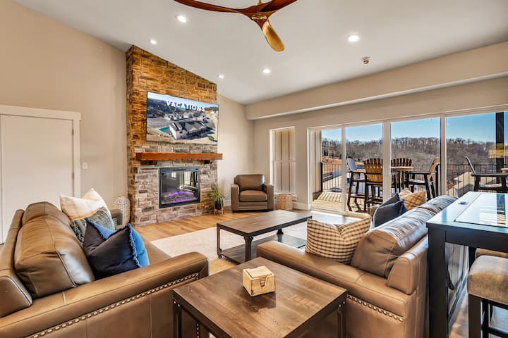 Lake View! Indoor And Outdoor Pool! - 브랜슨