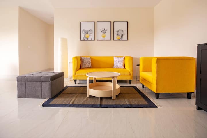 Lemon Haus - Stylish 3bhk Near Banjara Hills - Hyderabad