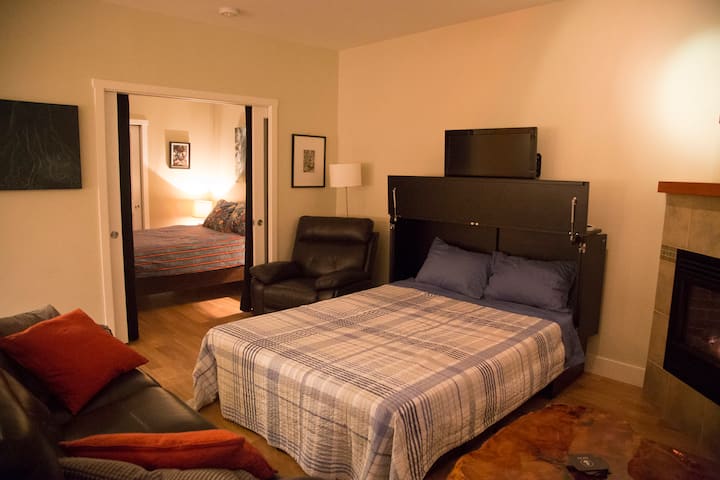 1 Bedroom Suite Overlooks Ucluelet’s Inner Harbour - Ucluelet