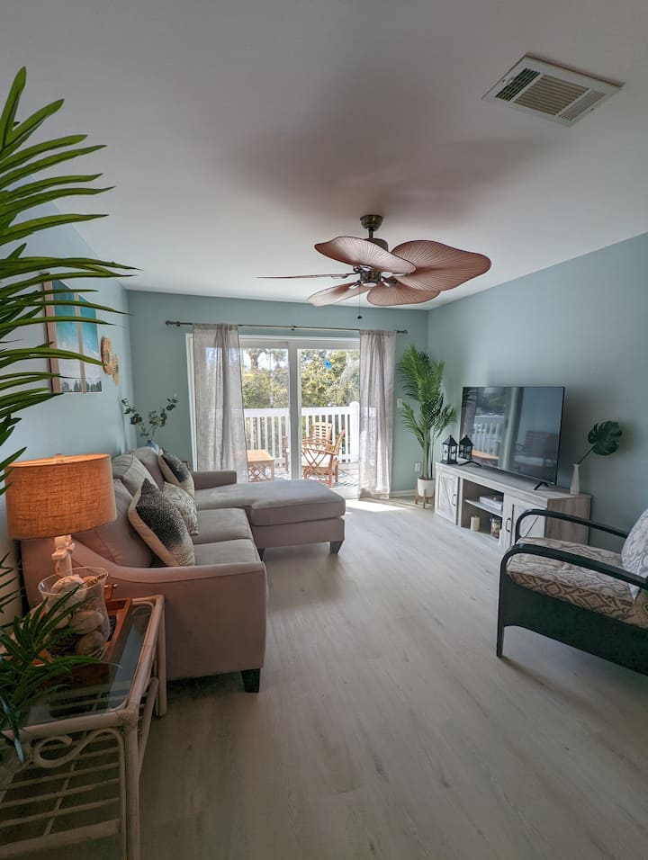 The Alastair - Condo With Beach Access & Pool - Orange Beach, AL