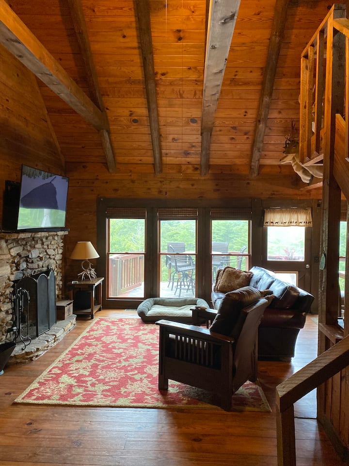 Mountain Cabin With Creek And 2 Level Large Patio. - Jasper, GA