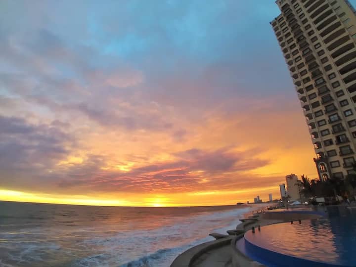 Gavias Grand Lujoso Depa En Renta Frente Al Mar!! - Mazatlán