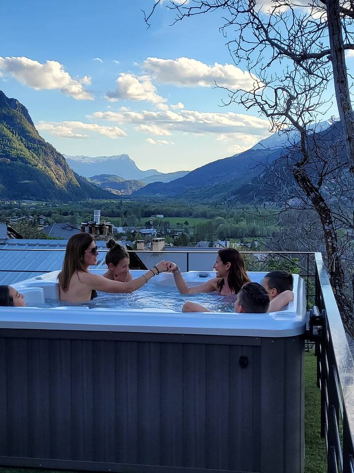 Giteslesportesduqueyras - Embrun