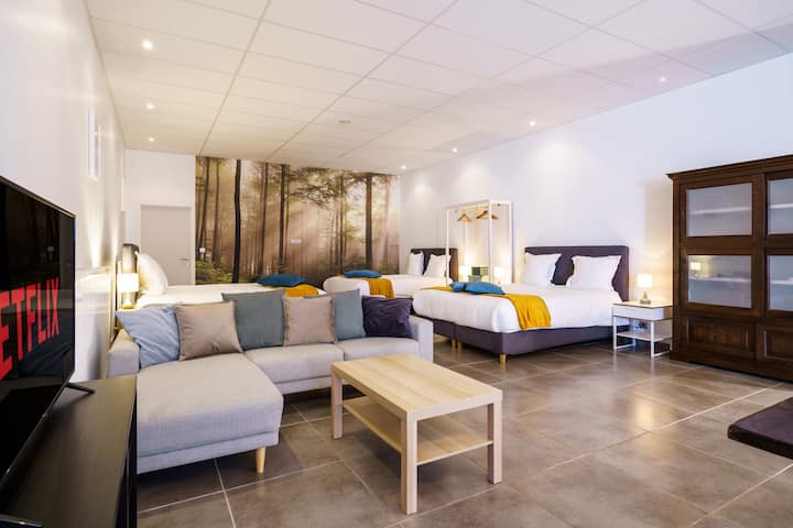 Cozy Apartment For 6, Garden View In City Center - Brugge