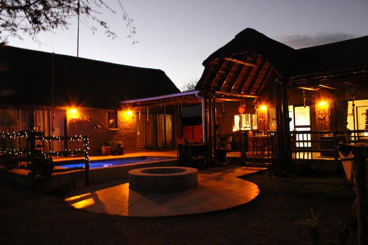 Thuhlo Guesthouse- Bush Veld Villa Getaway - Hoedspruit