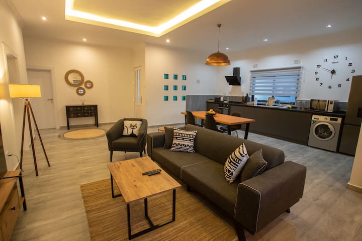 Urban Vibes - 2 Bedroom House - Lusaka
