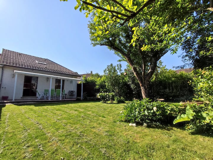 Maison Chaleureuse 78m²
Avec Jardin Et Terrasse - Villiers-sur-Marne