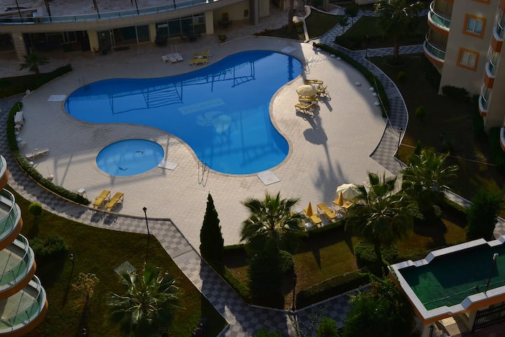 Apartment 1+1 Sea View 70m2 Mahmut Infrastructure - Махмутлар