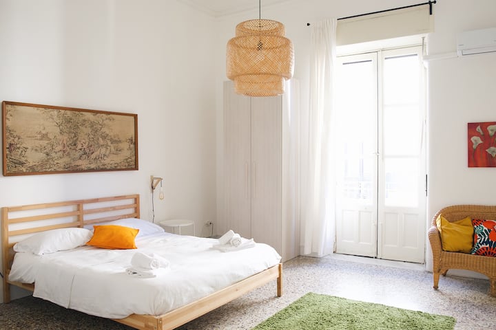 Orange Room - Room In Apartment In The Center - Catania