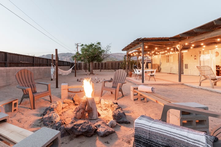 Peaceful Corner | Fire Pit | Bbq Grill - Twentynine Palms, CA