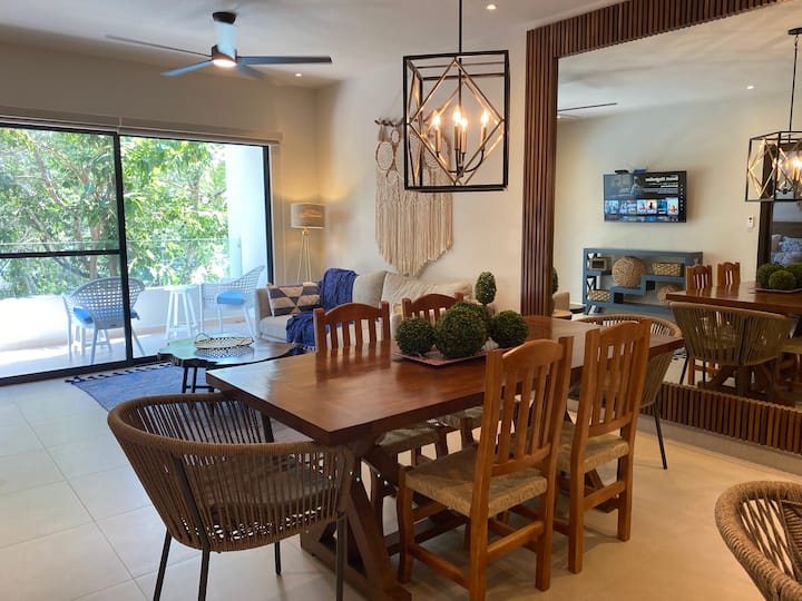 Apartamento De Lujo + 3 Hab + Vista A La Alberca - Playa del Carmen