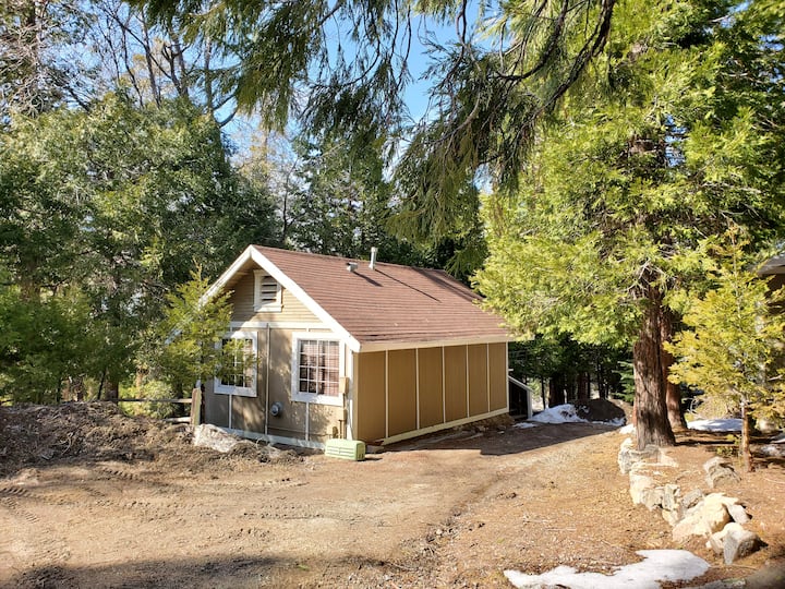 — The Overlook Nook At Twin Peaks Lodge — - Lake Arrowhead, CA