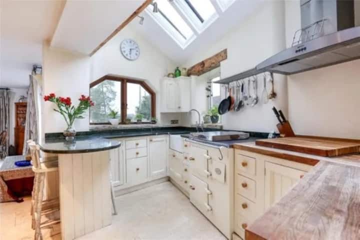 Room With A View In Idyllic Cotswold Home - 佩恩斯威克