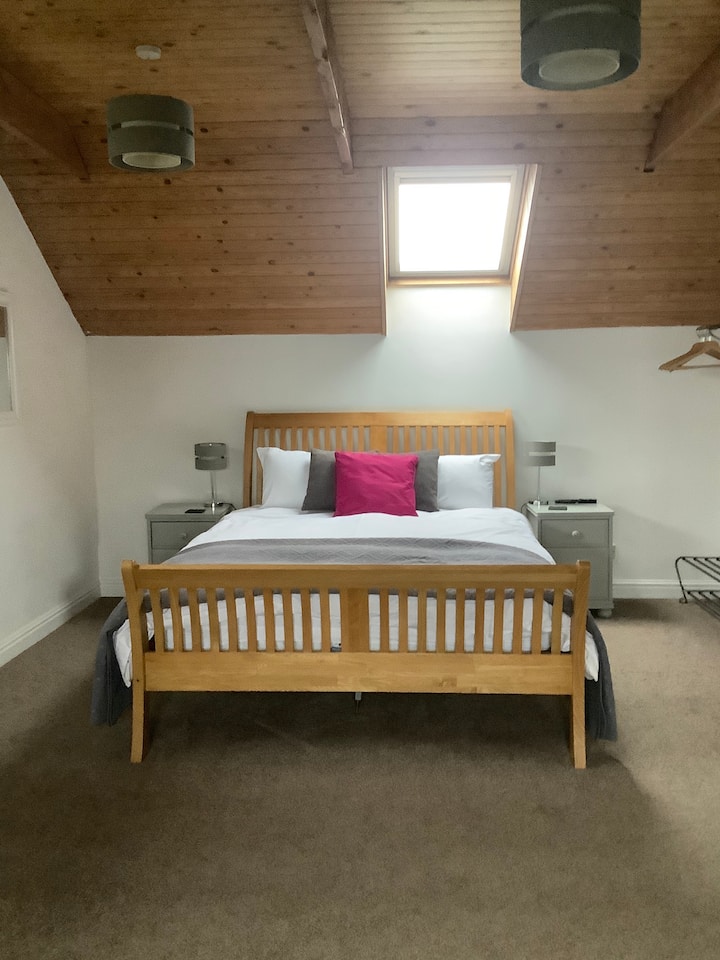 Stable Cottage. Sleeps 4 - Llangrannog