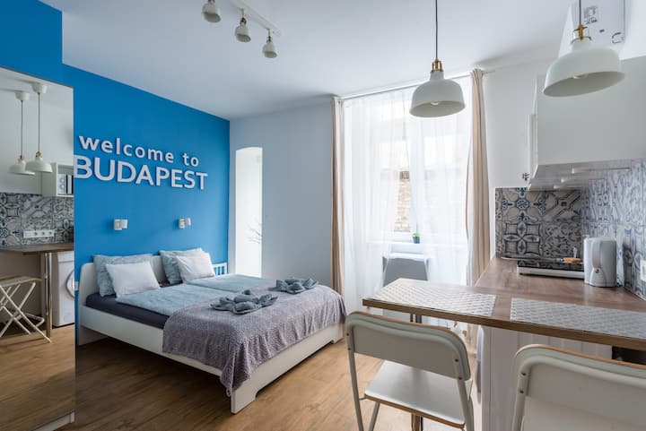 Brand New Apartment In The Heart Of Budapest - Budapest