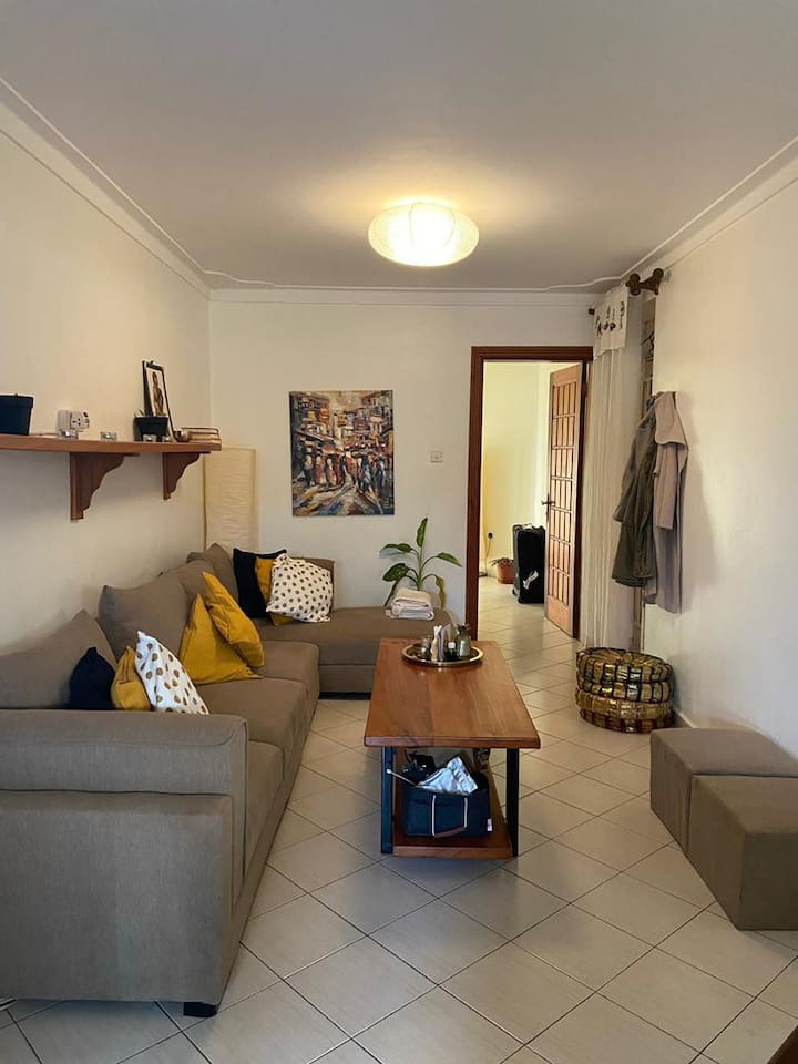 Lovely 2 Bedroom Unit, Secure & Free Parking - Kampala