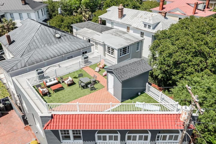 Historic District W/rooftop Terrace & Parking - Charleston, SC