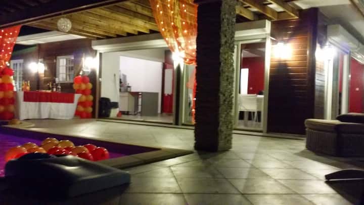 Magnifique Villa Avec Piscine - Guadeloupe