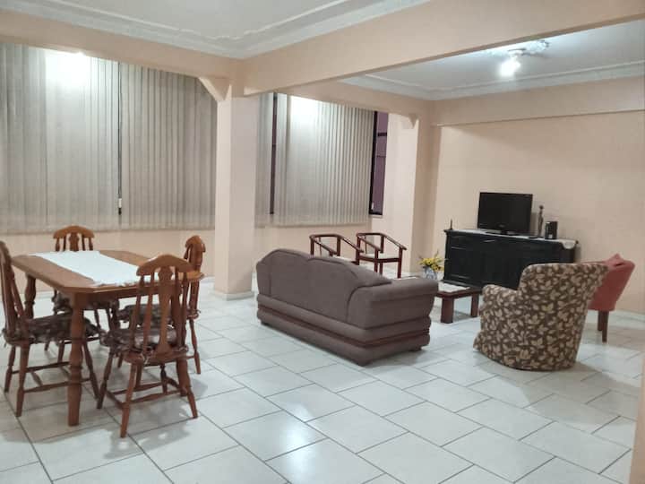 Apartamento Independência - Amplo E Espaçoso - Porto Alegre