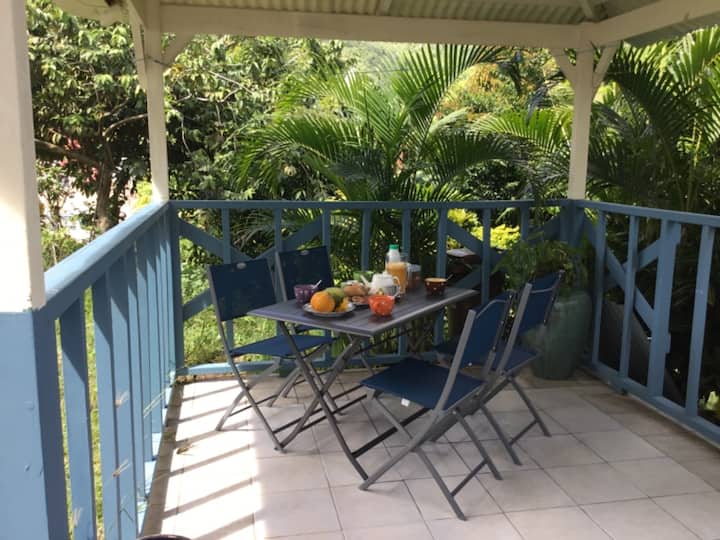 Près Des Plages. - Martinique