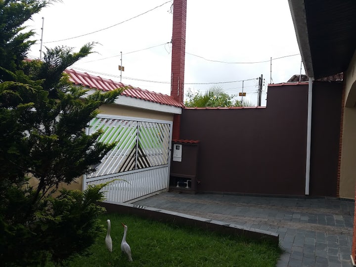 Peruíbe Casa
Feriados, Fins De Semana, Férias. - Peruíbe