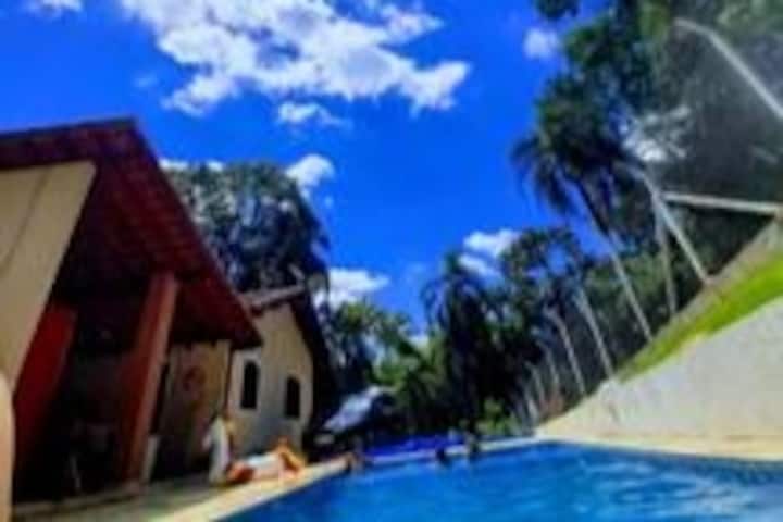 Beira De Represa, Lago - Ibiúna