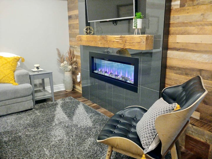 Furnished Luxury 2 Bedroom In Stittsville - Kanata