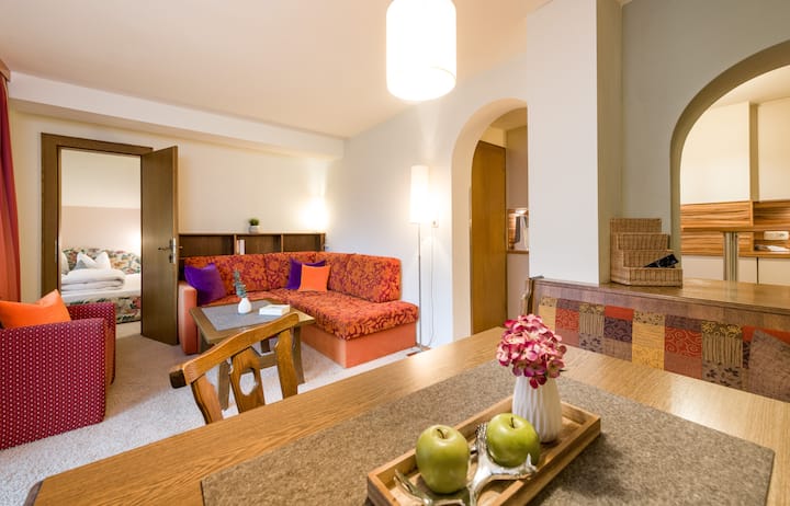 Light-flooded Holiday Apartment With 65 Sqm - Tannheim