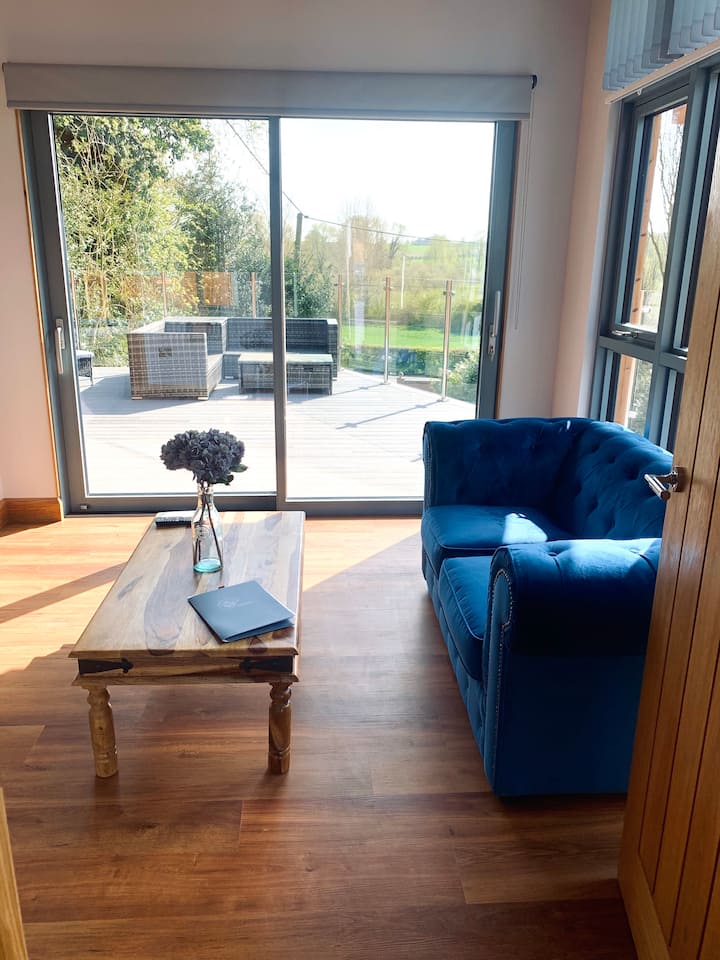 Glen Lodge - Woodlands Suite With Hot Tub - Wymondham