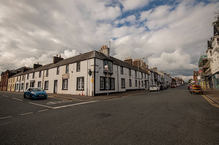 Double Room • Free Wi-fi • Tv • Private Parking - Castle Douglas