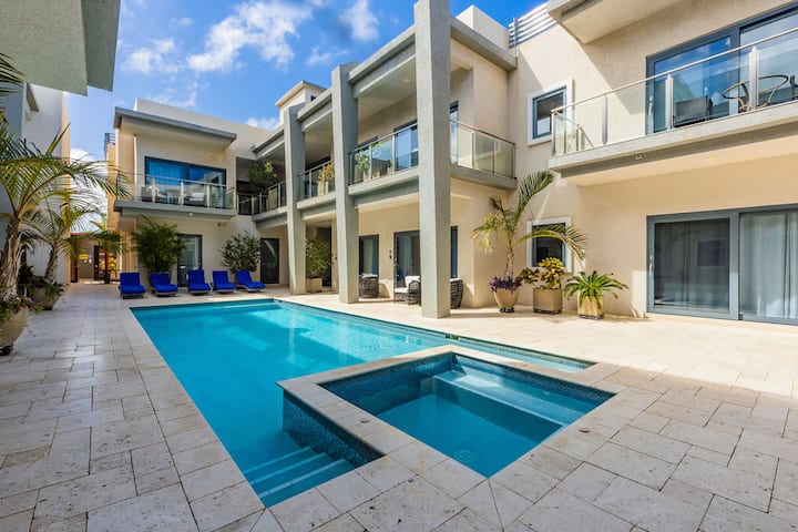 Amazing Waykiri Condo | 3 Min To Beach & Marriott - Aruba