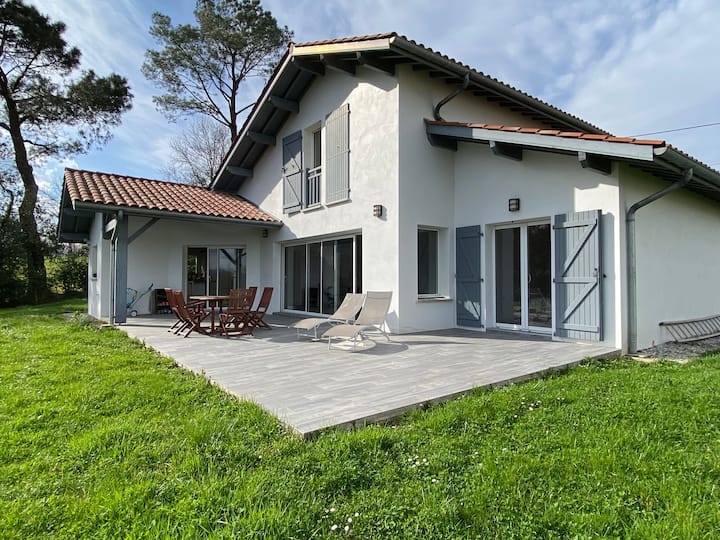 Belle Maison Basque à 15 Min De L'océan - Saint-Pée-sur-Nivelle